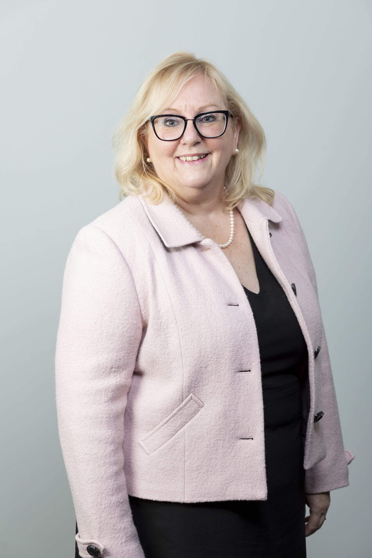 Nomination de France Lessard à titre de vérificatrice générale de la ...